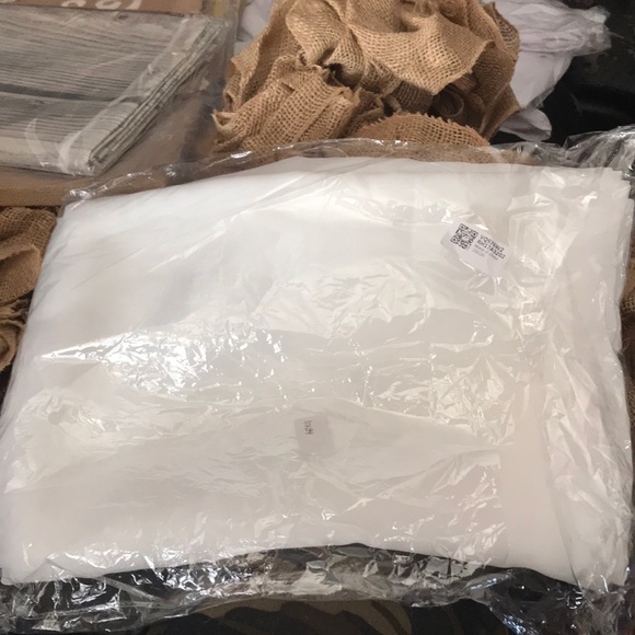 Other | Arch Dropping White | Poshmark